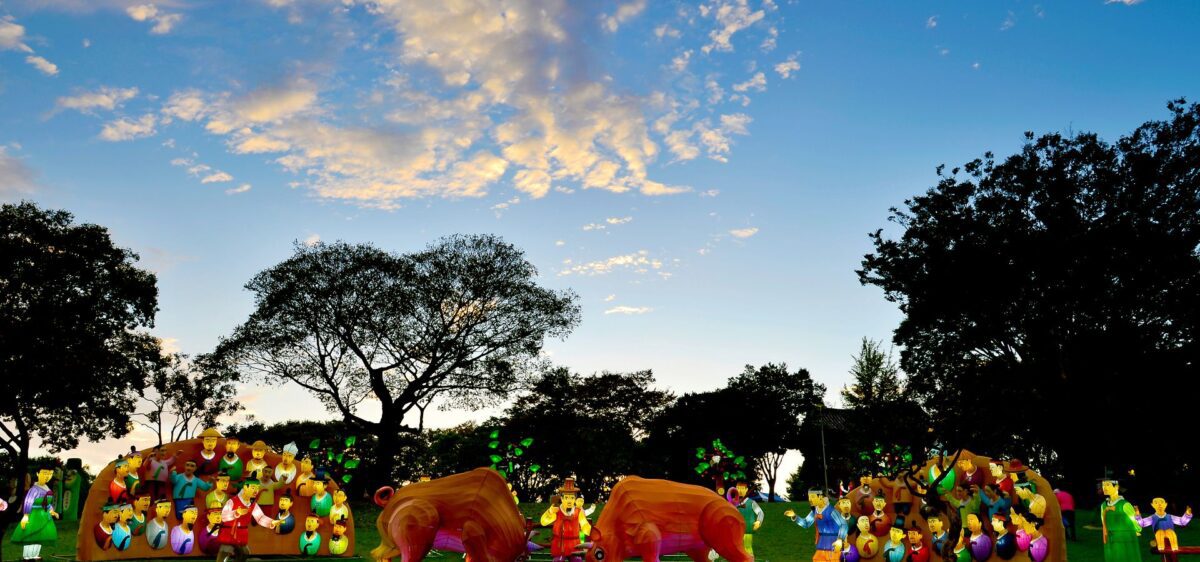 15 FREE Family Activities in Your Local Community